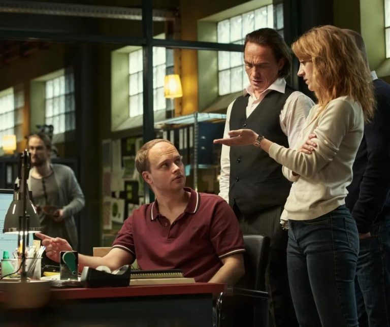 Seriale Netflix - 45 de seriale bune pe care le poti vedea pe Netflix