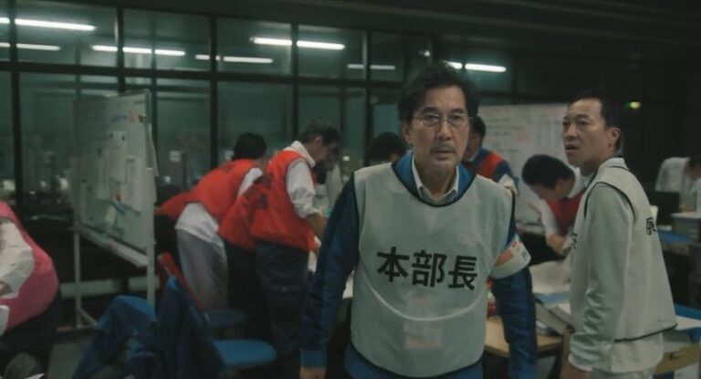 5 Seriale noi Netflix de văzut - Postmodern